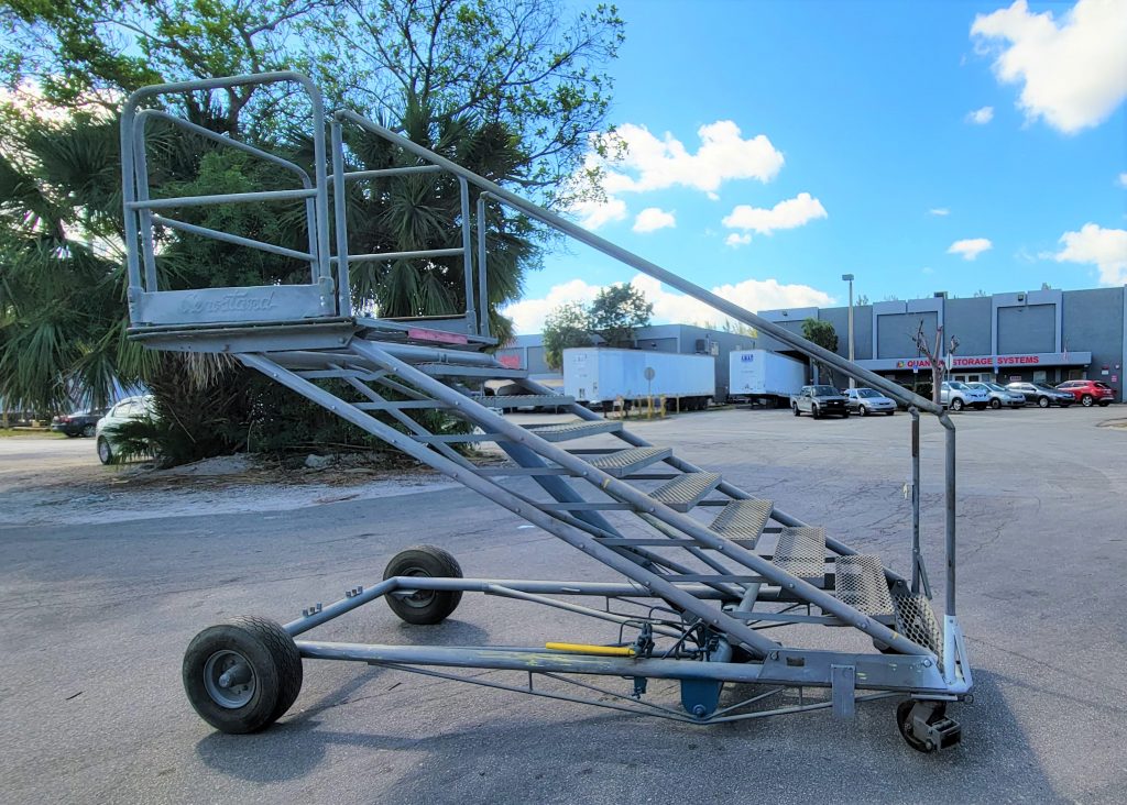 B1 Maintenance Stand AeroStand: Efficient Aircraft Maintenance | JetAll