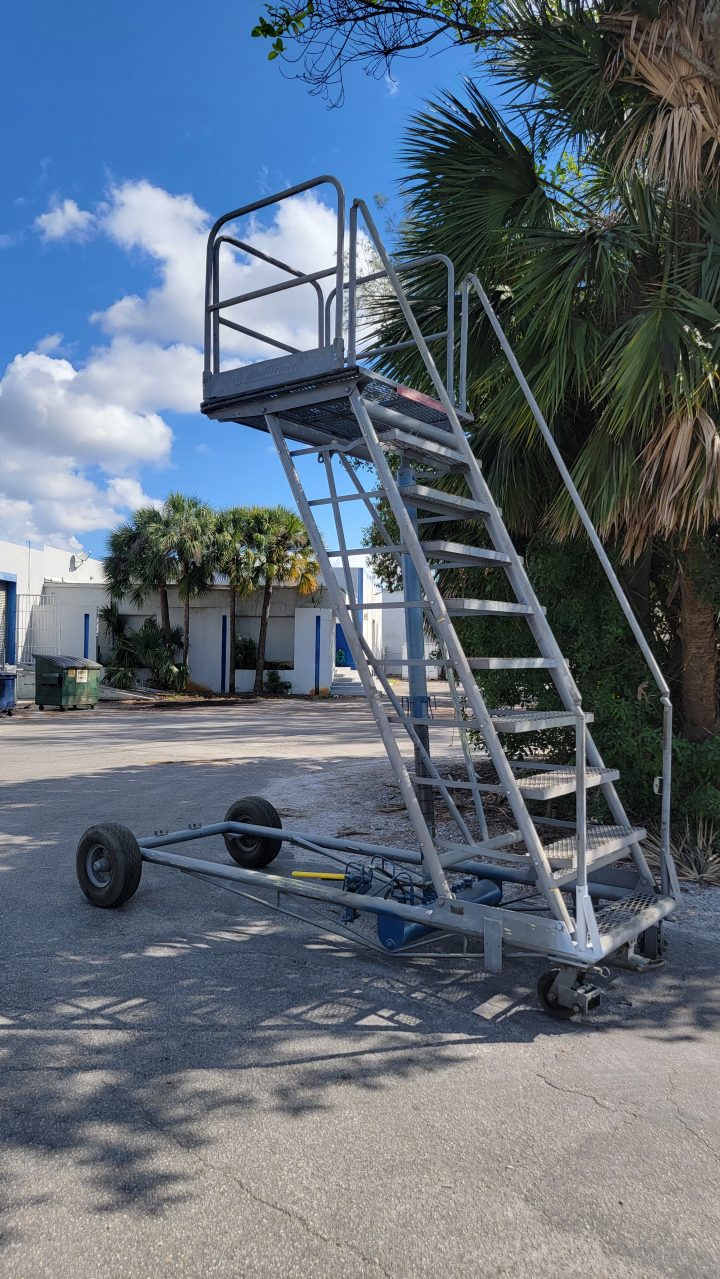 B1 Maintenance Stand AeroStand: Efficient Aircraft Maintenance | JetAll