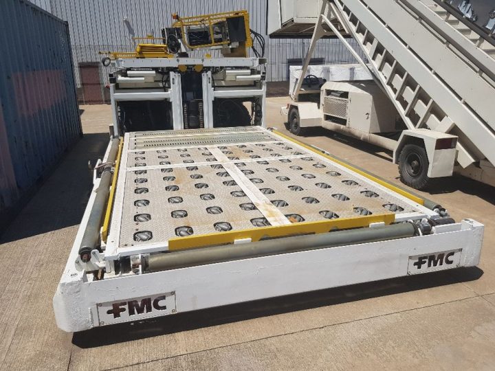 FMC Commander 15 | Premium Aircraft Ground Support Equipment